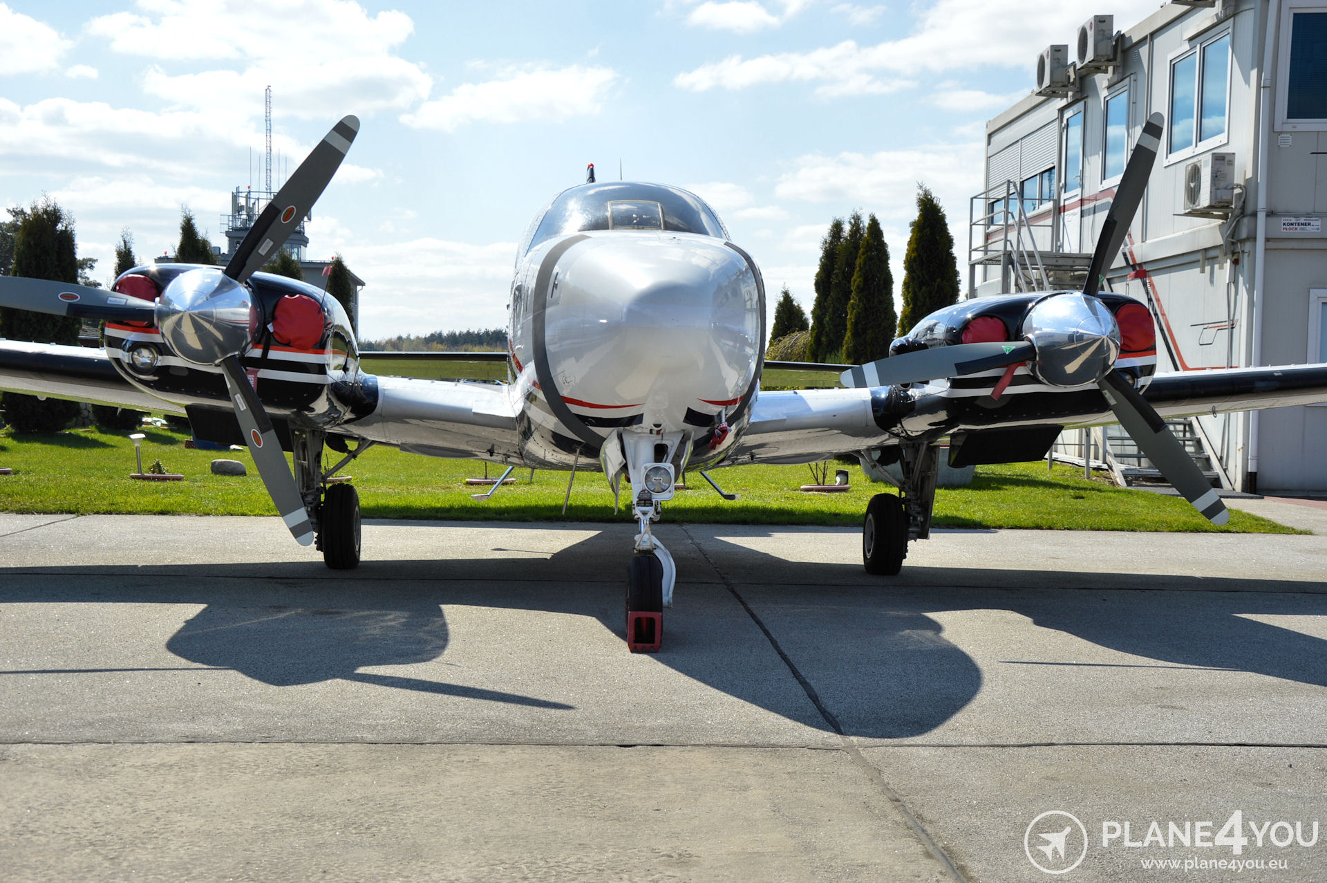 Beechcraft Baron 58P SP-KBL | Multi-engine aircraft | Plane4You ...