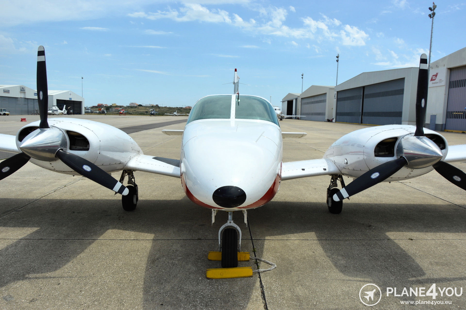 Piper PA34-200T Seneca II G-BNRX | Multi-engine aircraft | Plane4You ...