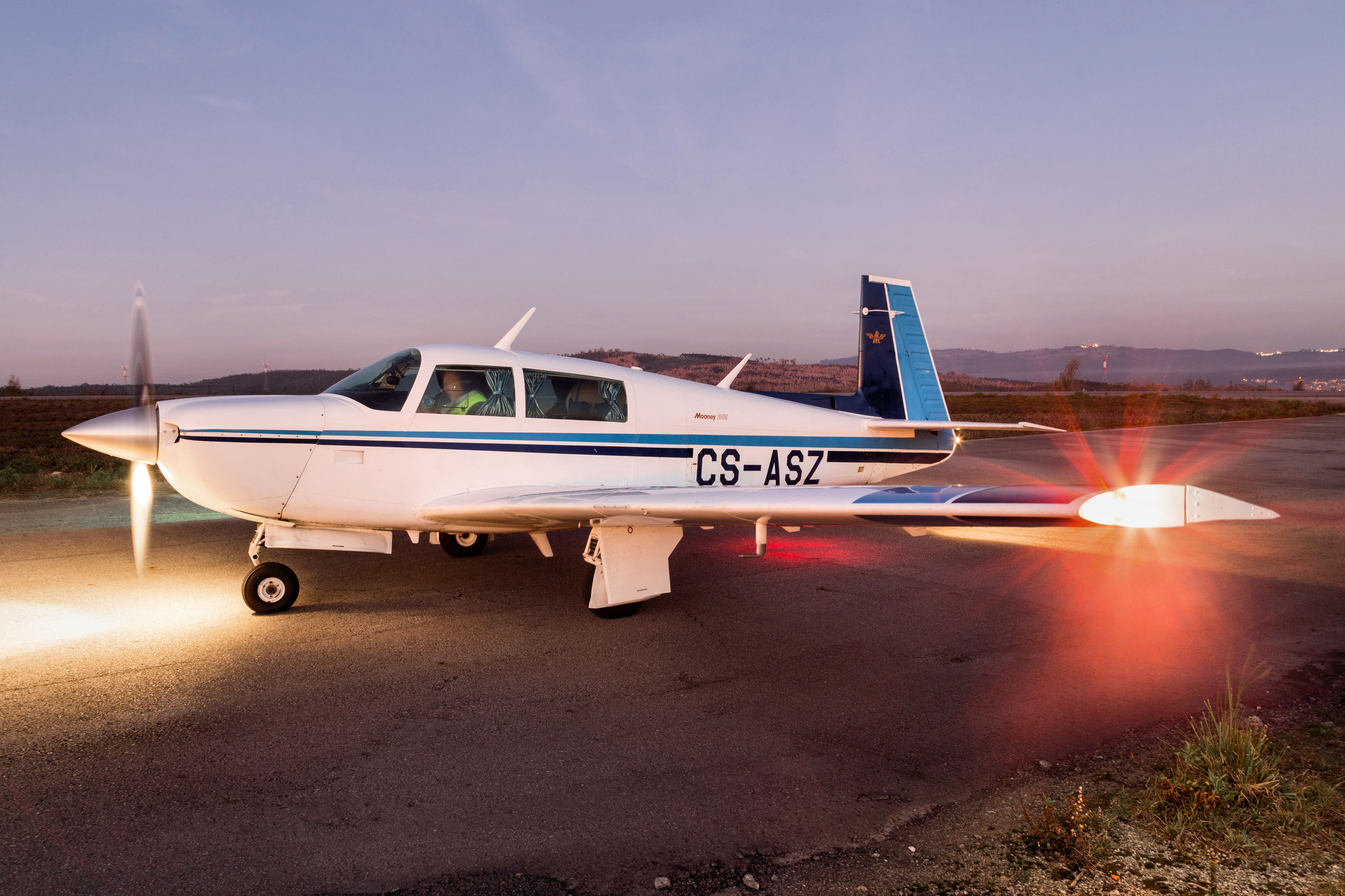 Mooney M20J CS-ASZ | Single-engine aircraft | Plane4You Aircraft Sales ...