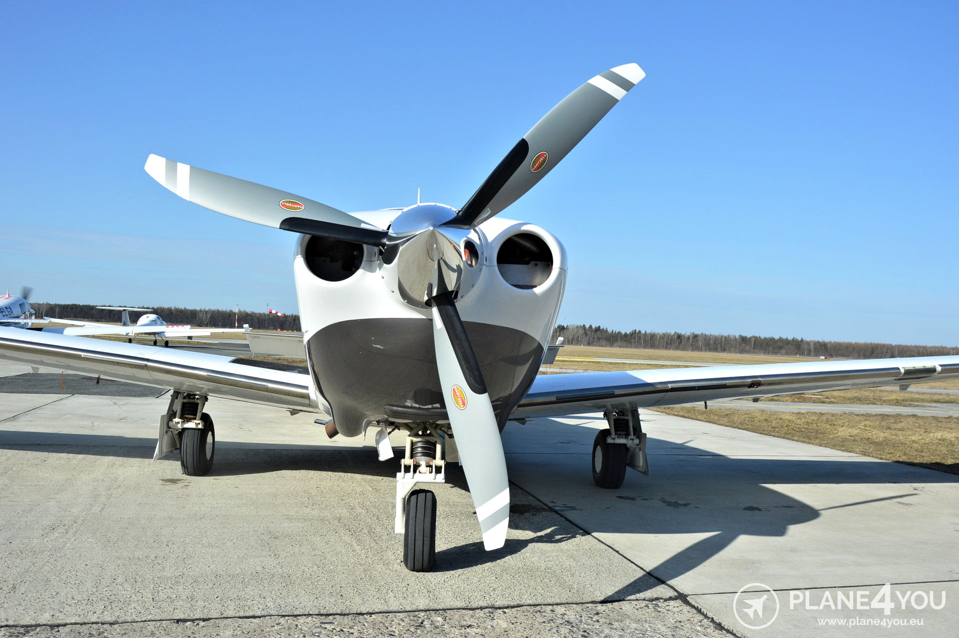 Mooney M20TN Acclaim SP-RAE | Single-engine aircraft | Plane4You ...