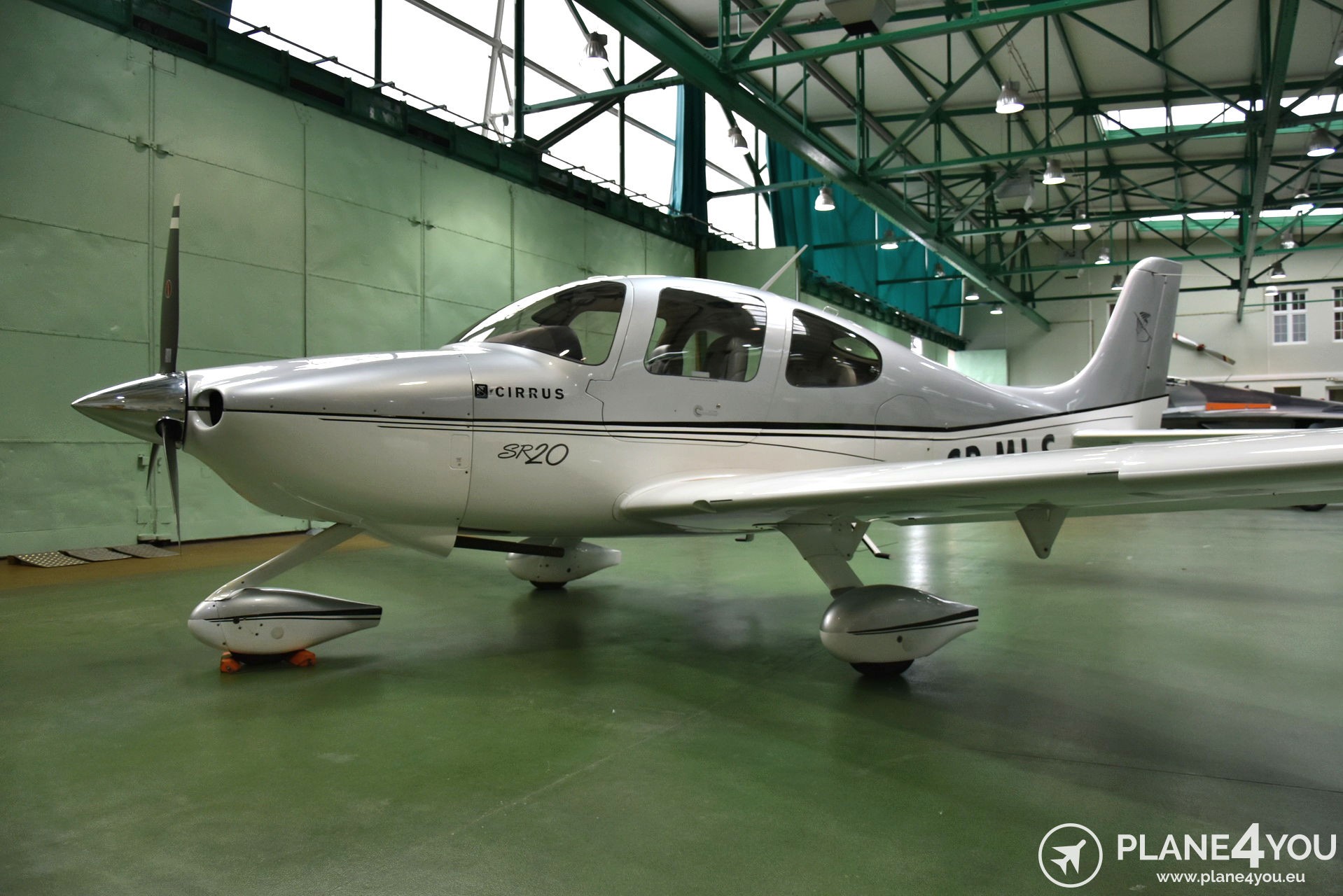 Cirrus SR20 SP-MLS | Single-engine aircraft | Plane4You Aircraft Sales ...